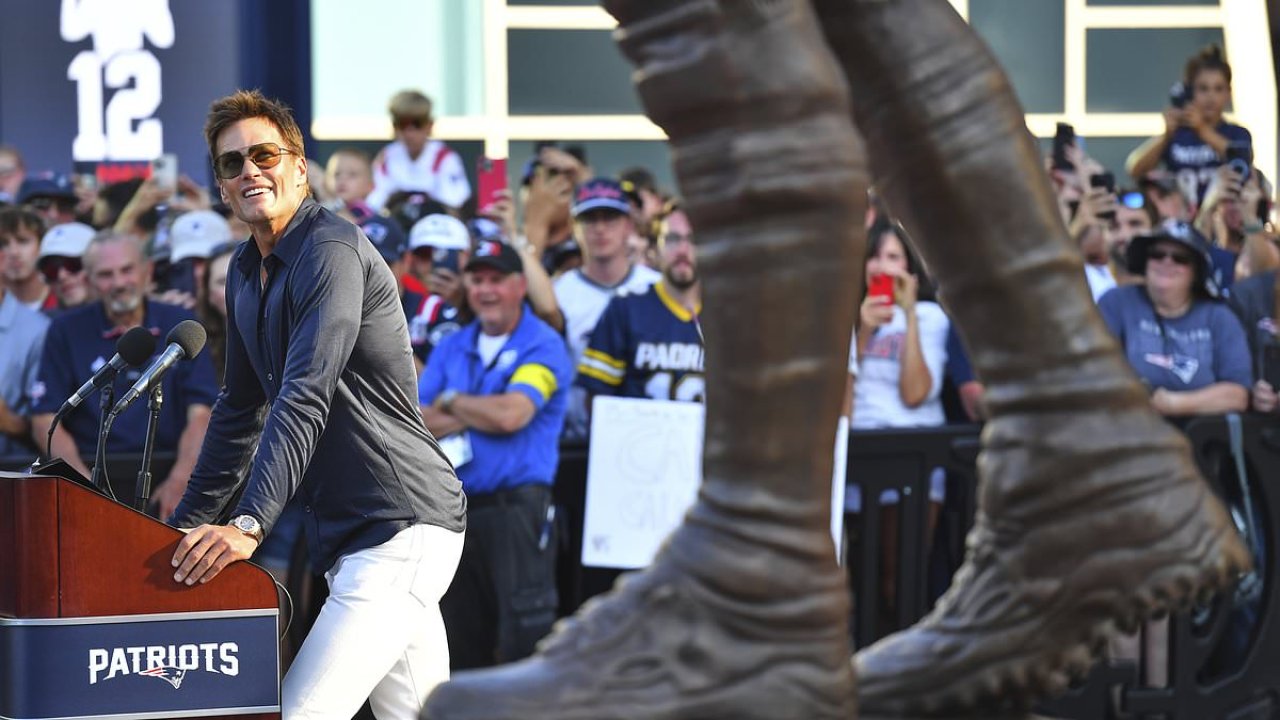 Patriots Honor Tom Brady with 12-Foot Bronze Statue