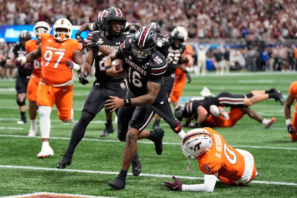 South Carolina’s ‘Beamerball’ beats Virginia Tech 24‑11
